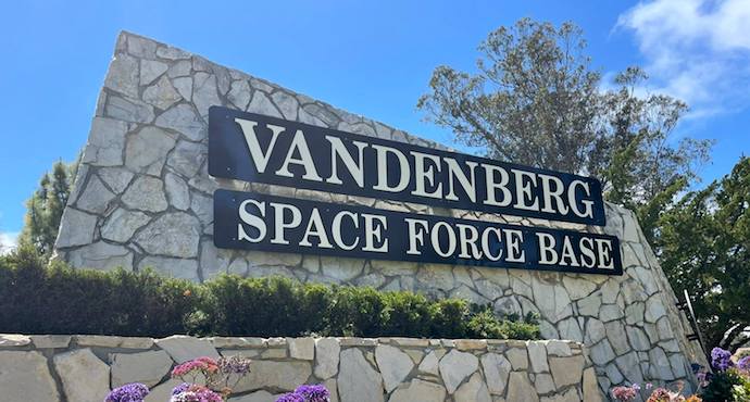 US Air Force launches Minuteman III ICBM to demonstrate nuclear ...