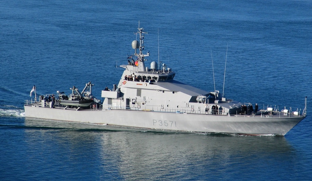 New Zealand docks its third naval ship due to lack of crew | IRIA News