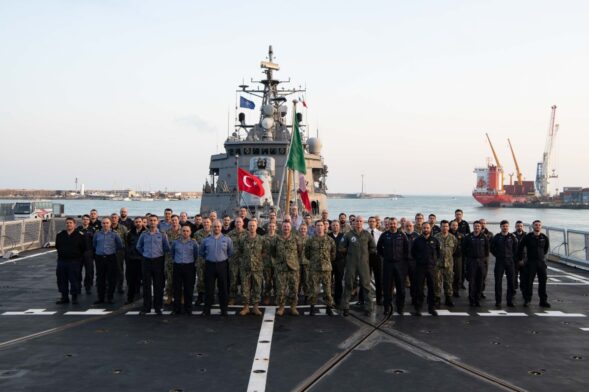 NATO ships, submarines, aircraft participate in anti-submarine warfare ...